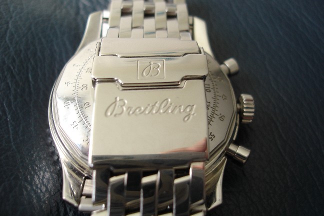 TimeZone : Breitling Archive » Navitimer Case Back